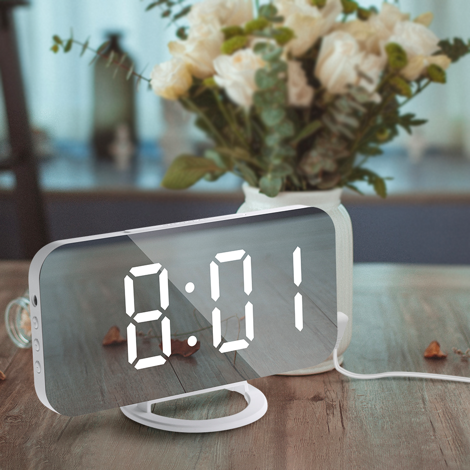 Mirrored Digital Alarm Clock - Bedside Alarm Clock - 12/24 Hour ...